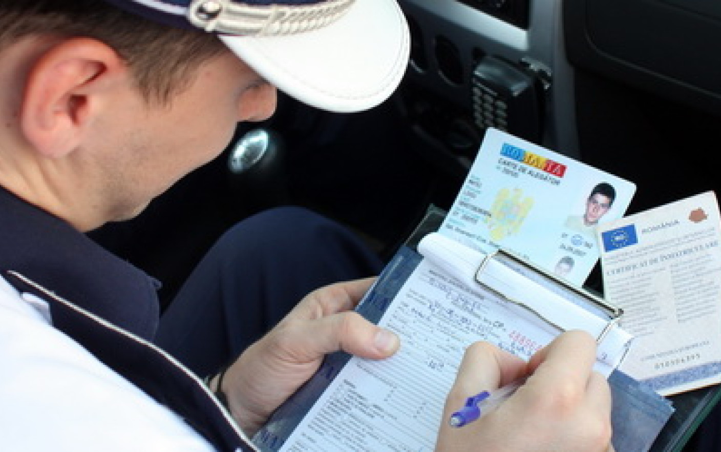 Permisul auto, obținut mai repede în Iași. Cele 120 de zile de ...