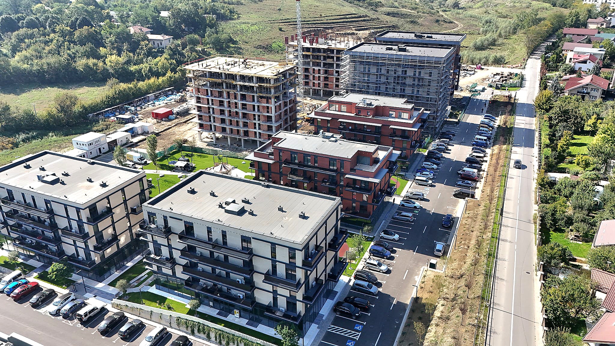 Cu o stradă îngustă, Freya se extinde spre Vișani. Berariu ridică ...