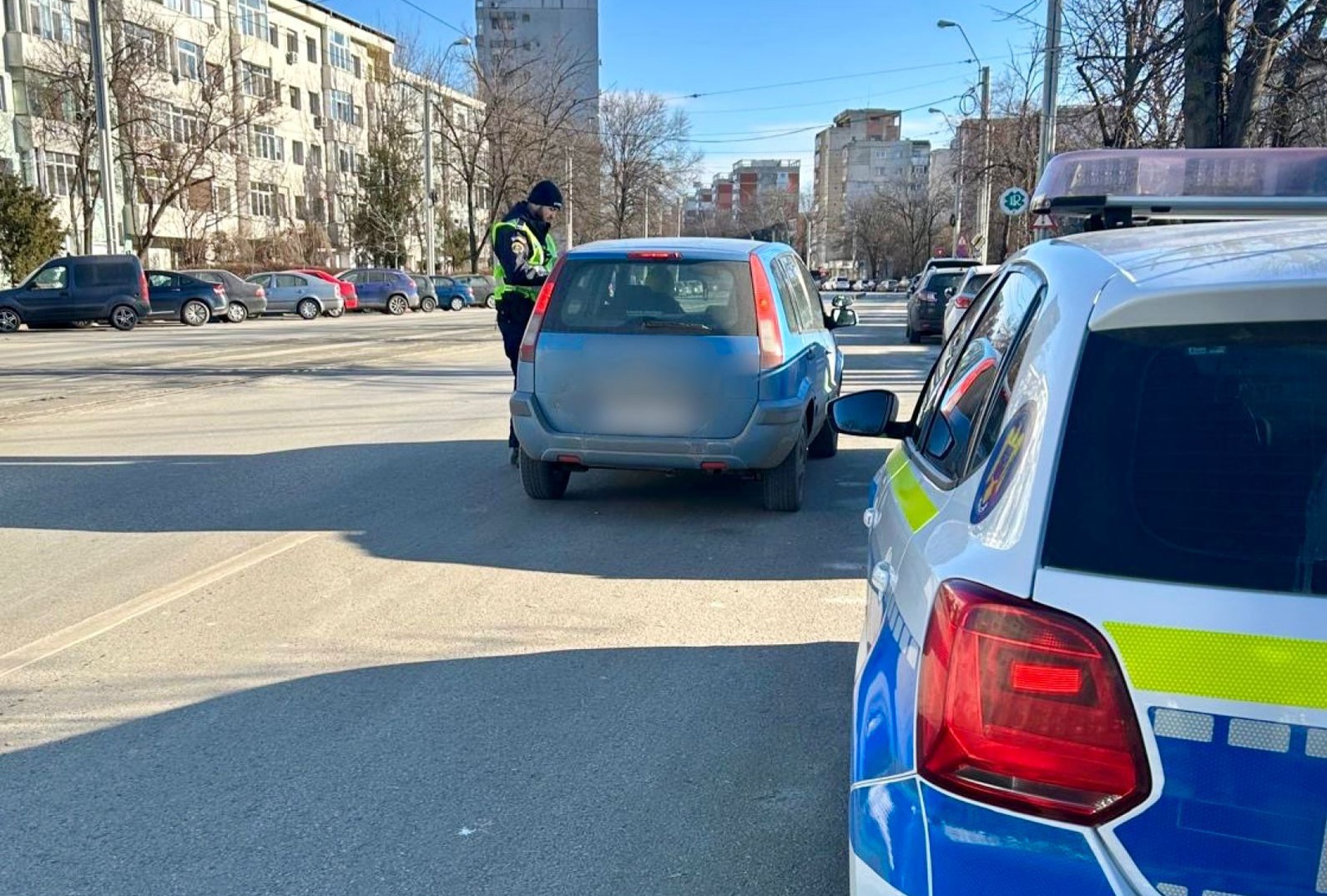 FOTO | Filtre de Anul Nou ale poliției rutiere la Iași. Șoferi băuți ...
